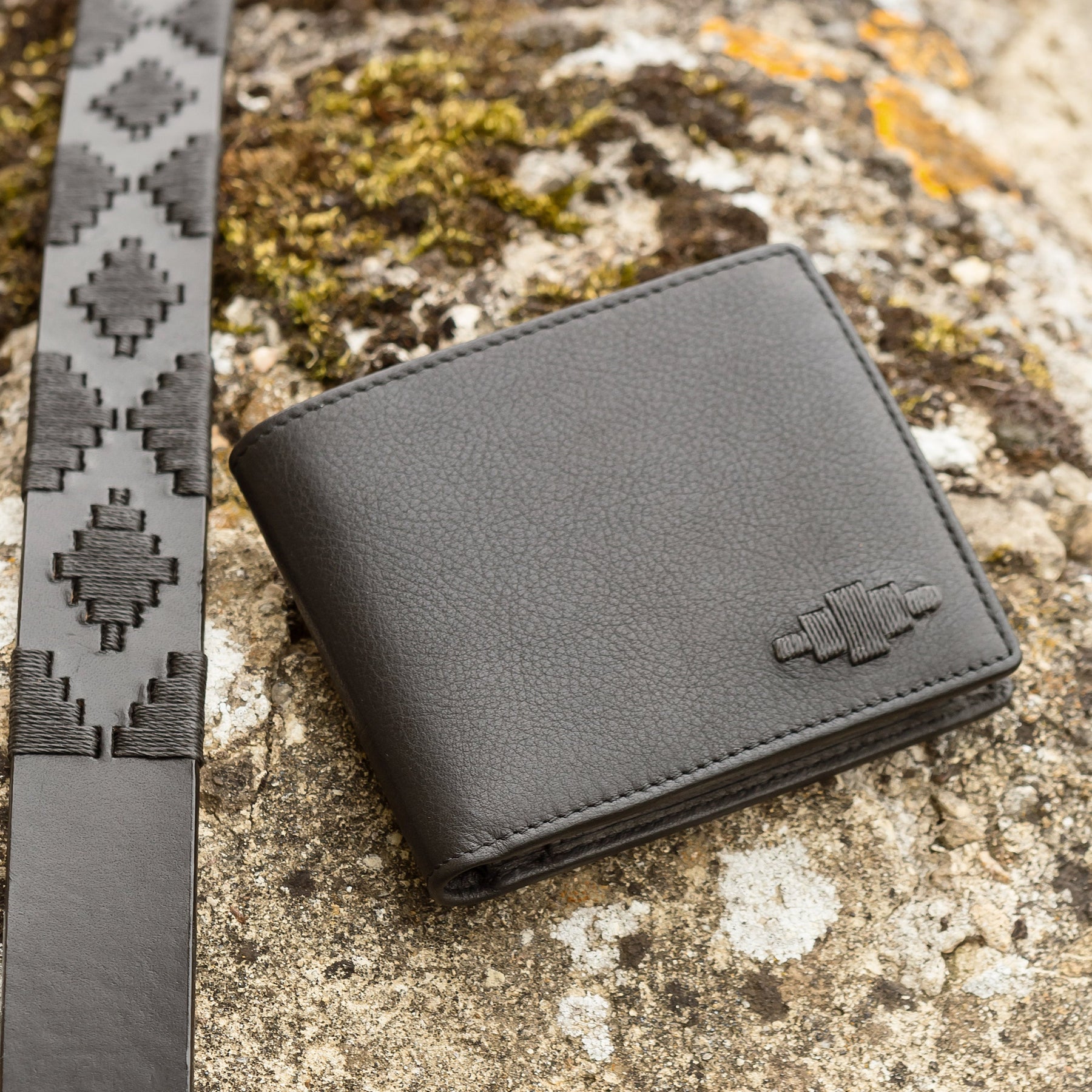 pampeano 'Moneda' - Black Leather Premium Coin Wallet – pampeano UK